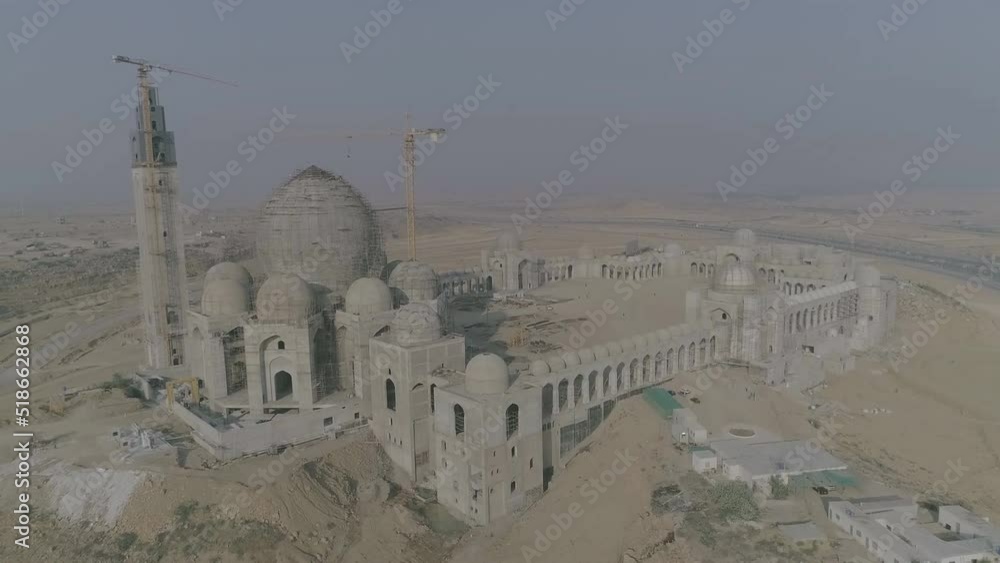 Aerial view of the construction of the Grand Jamiya Mosque in Karachi ...