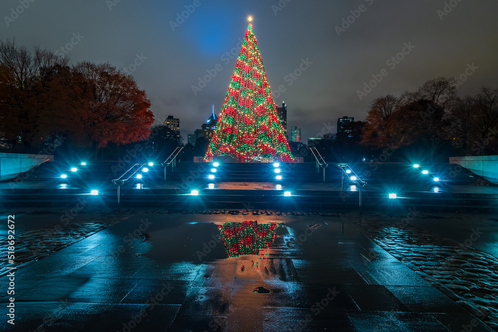 Pittsburgh’s Christmas Tree at Point State Park Stock Photo | Adobe Stock