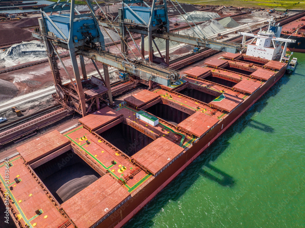 Bulk Carrier Ship Offloading Cargo By Crane for Processing Stock Photo ...