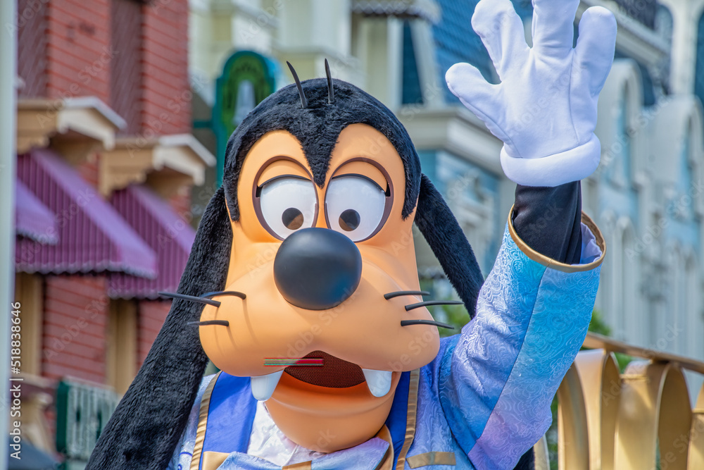 Goofy character at DIsney Magic Kingdom Stock Photo | Adobe Stock