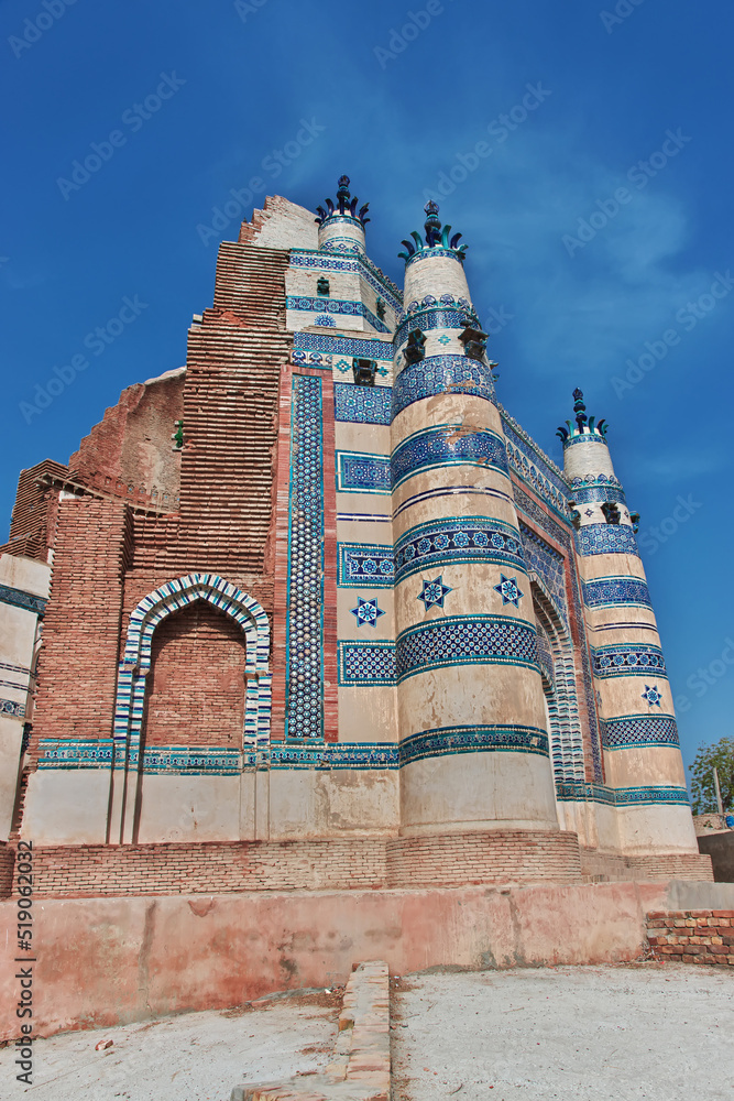 Uch Sharif, Ruins of centuries old Mausoleums close Bahawalpur ...