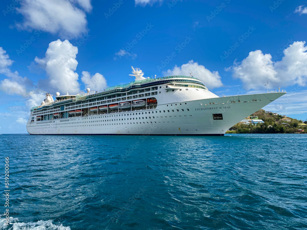 Enchantment of the Seas is a Vision-class cruise ship operated by Royal ...