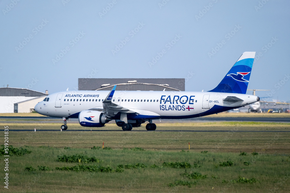 Airbus A320, operated by Atlantic Airways, the flag carrier of Faroe ...