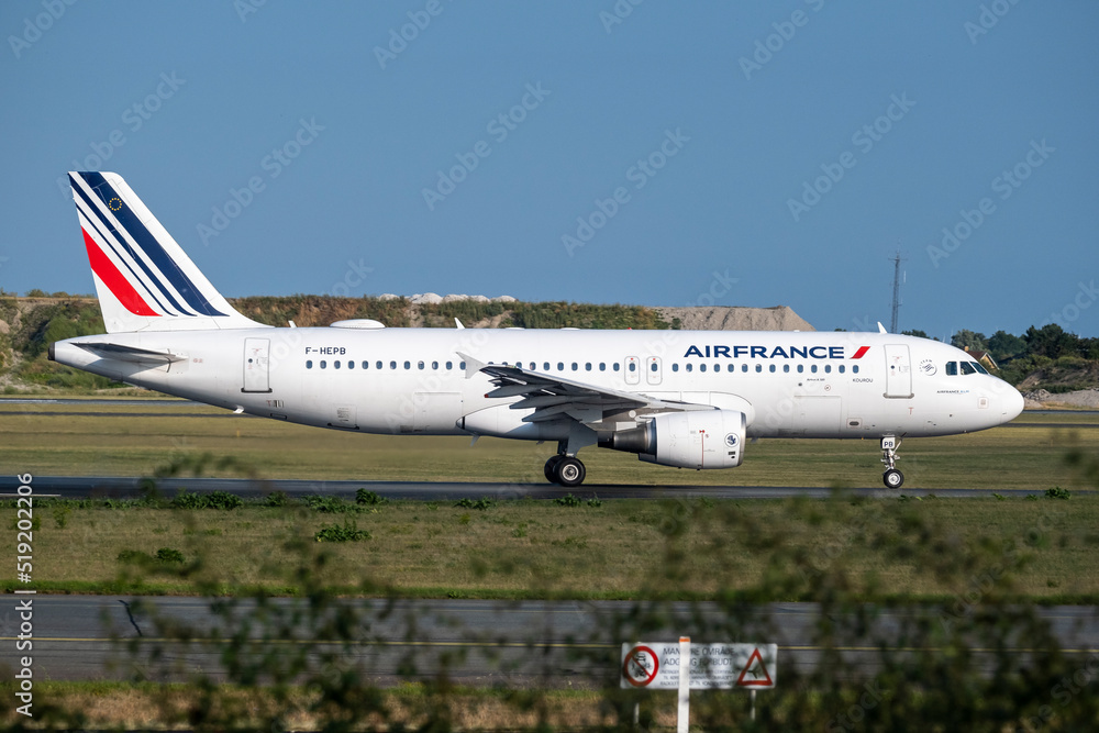 Airbus A320, operated by Air France, taking off from the Copenhagen ...