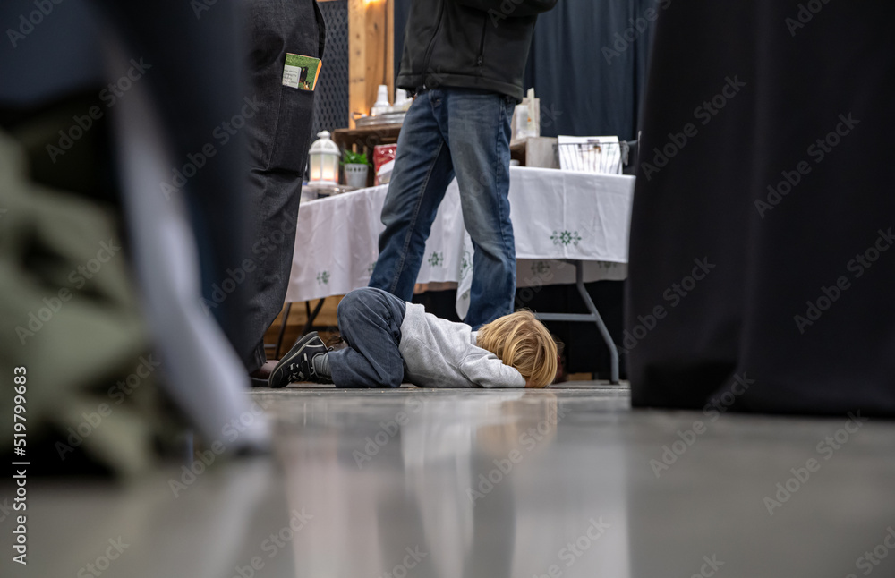 Small Amish child on the floor throwing a fit | Kid having a temper ...