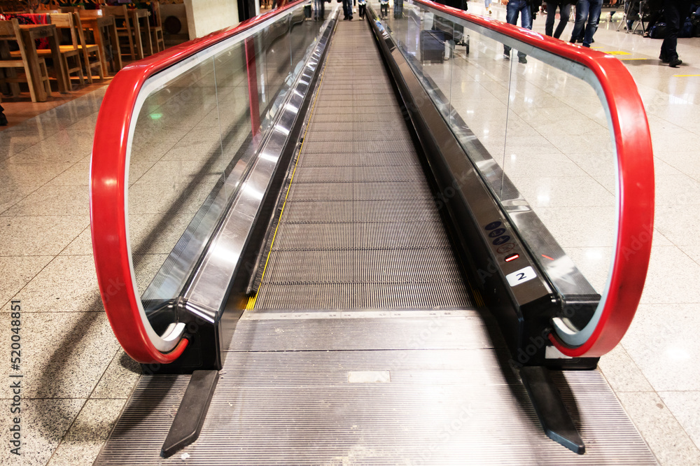 moving walkway at the airport, travolator horizontal sidewalk escalator ...