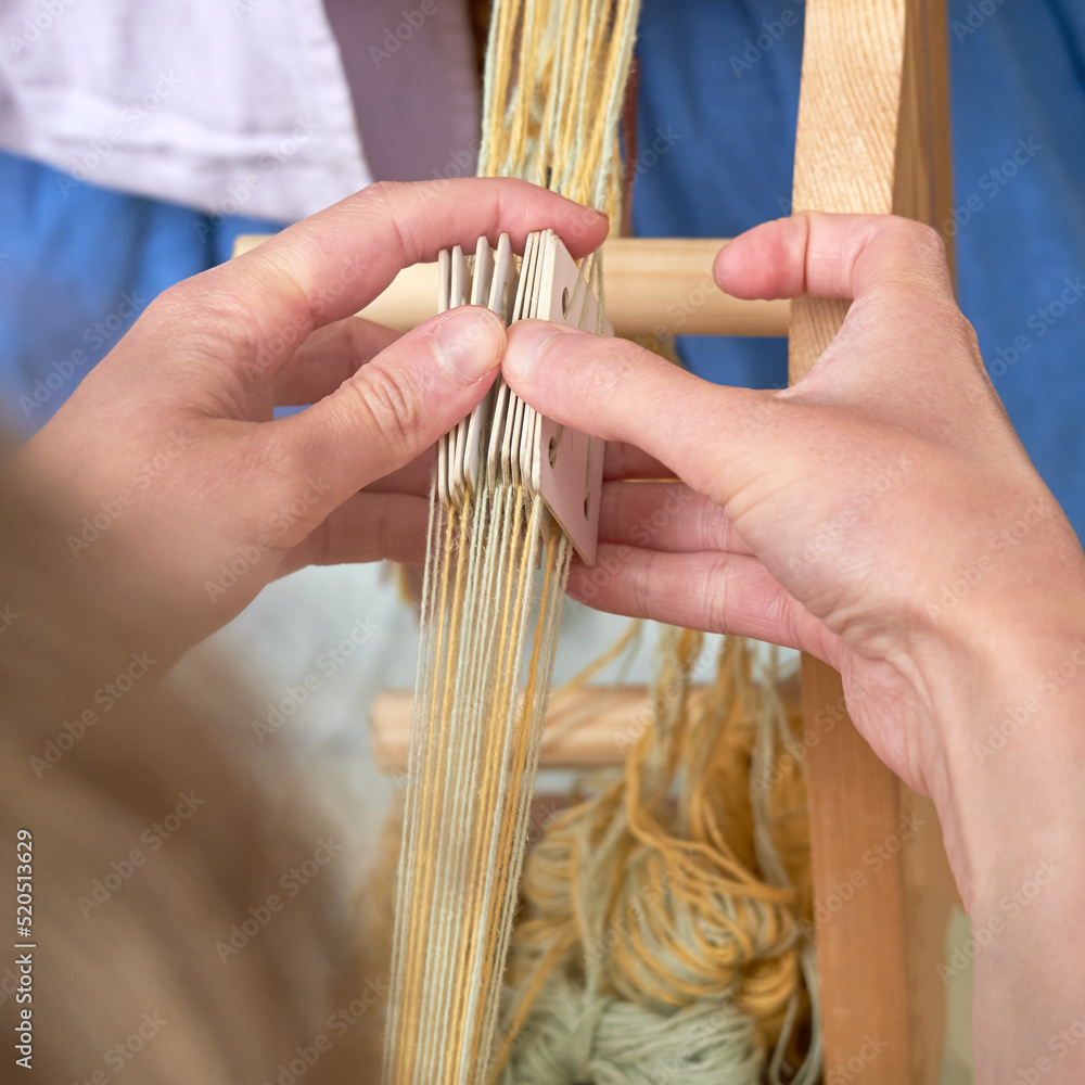 An ancient Roman woman makes yarn and sews from vintage wool ...