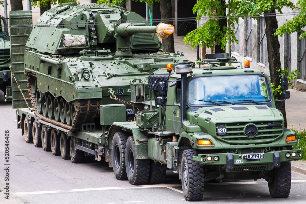 Vilnius Lithuania 2022-06-03 Lithuanian Armed Forces Panzerhaubitze ...
