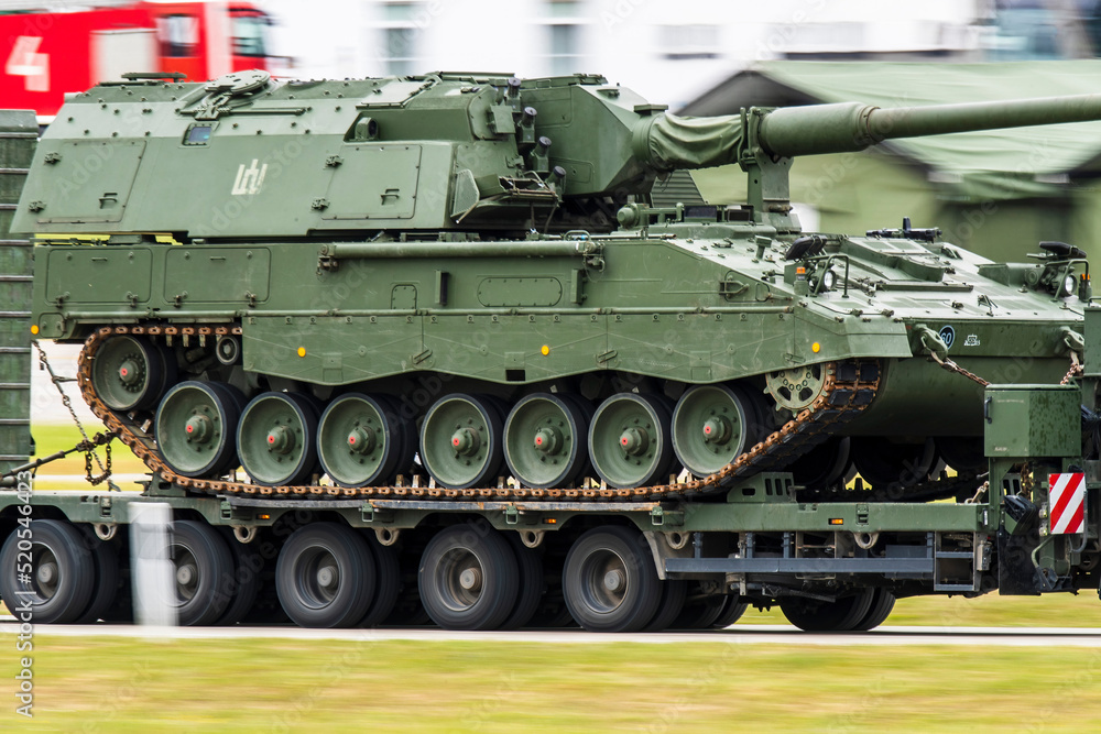 Vilnius Lithuania 2022-06-03 Lithuanian Armed Forces Panzerhaubitze ...