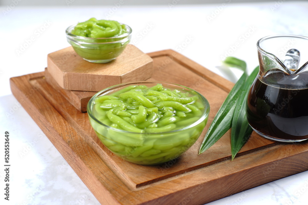 es Cendol or lod chong is a sweet ice dessert made from pandan short ...