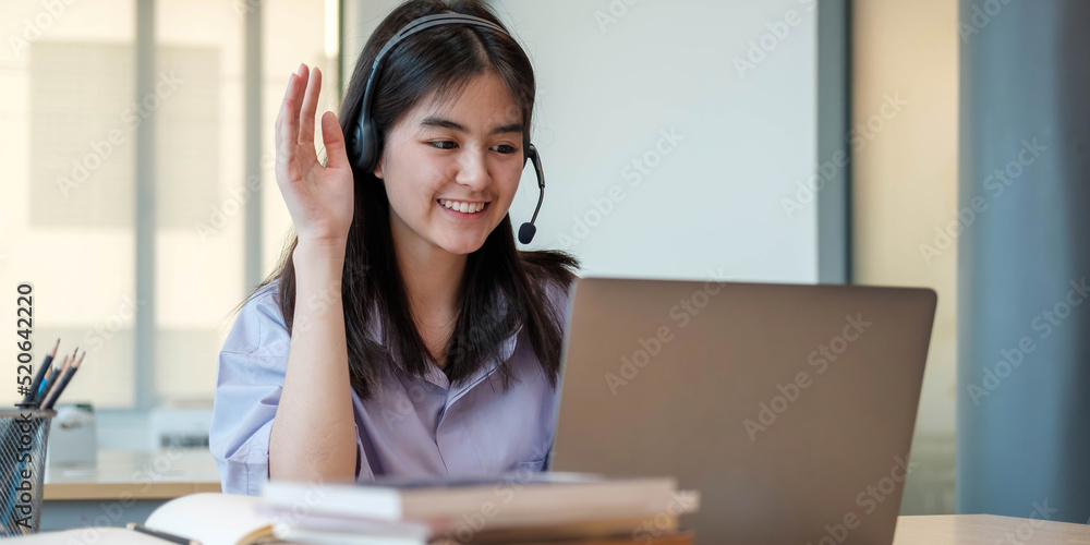 Foto de Homeschool Caucasian cute young girl student learning virtual ...