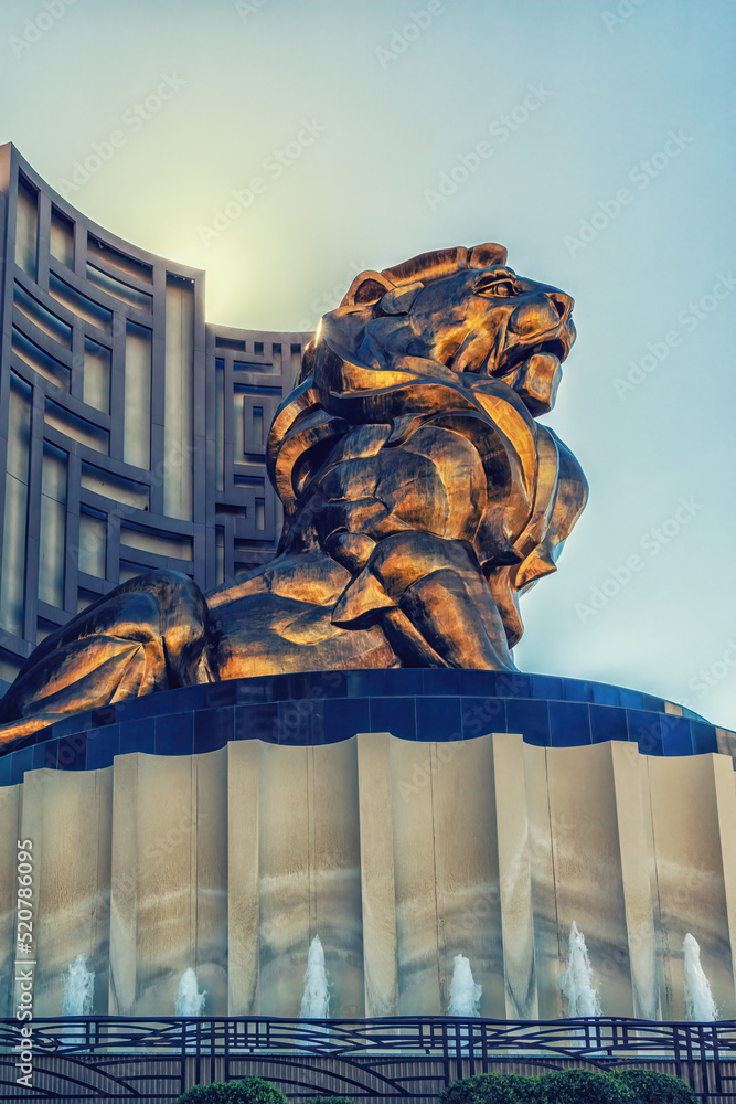 Leo the Lion bronze statue outside the MGM Grand Hotel & Casino, Las ...
