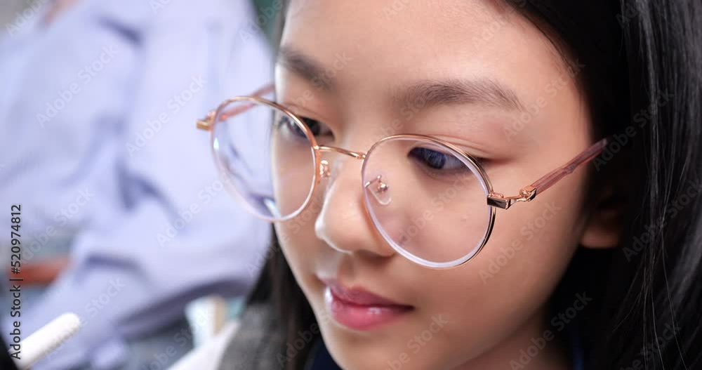 Student in the classroom, Girl student using tablet, Student learning ...