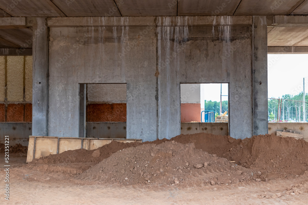 Construction of a reinforced concrete building. Elements of a concrete ...