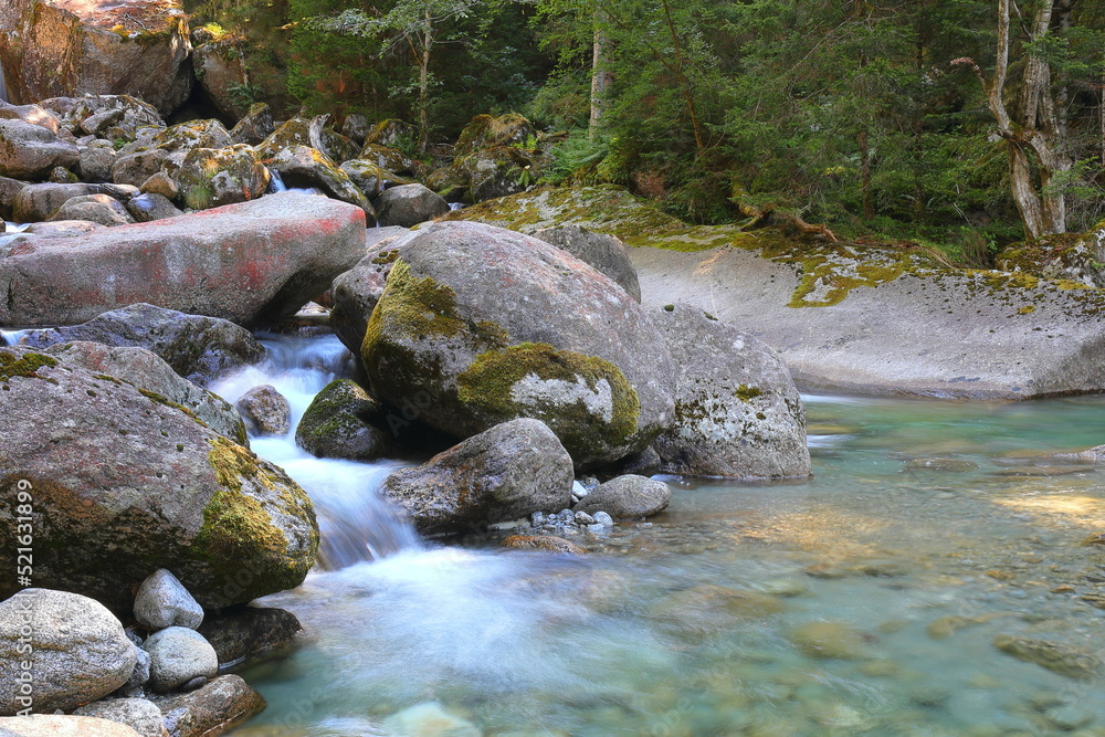 Photo & Art Print fiume della val di mello in italia, river in val di ...