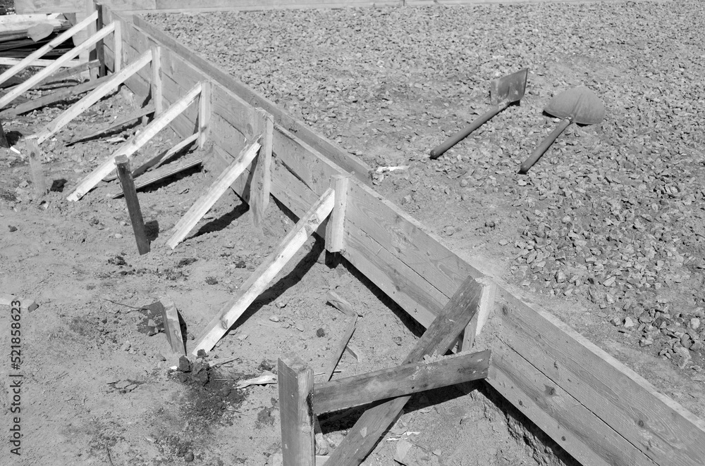 Timber formwork with metal reinforcement for pouring concrete and ...