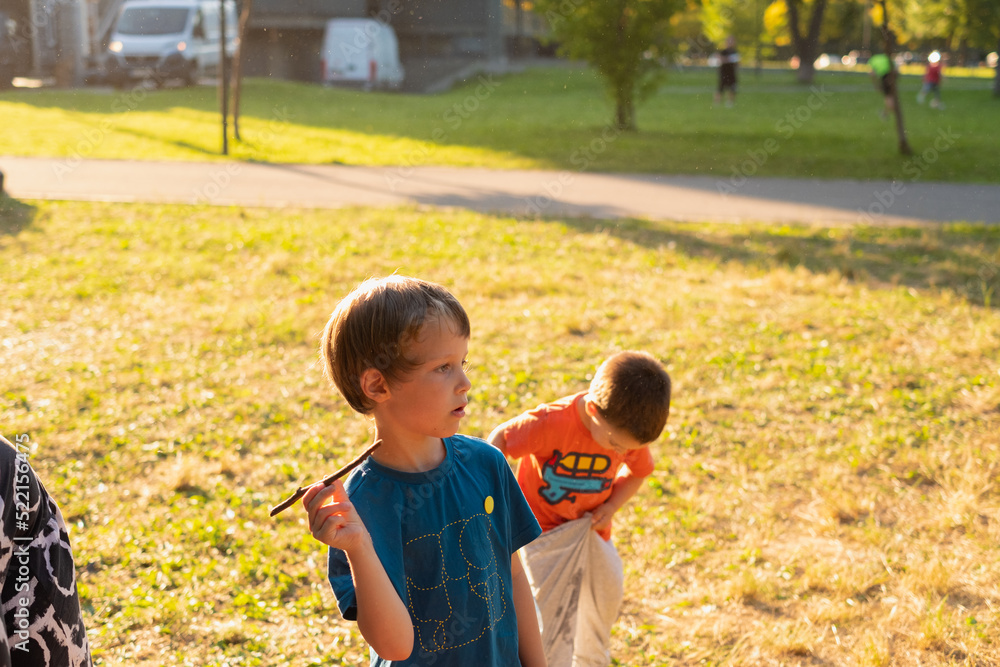 Environmental portraits of kids playing outdoors, creating, exploring ...
