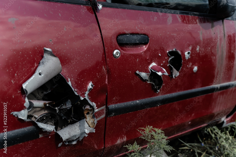 Shot cars during the war in Ukraine. Shot cars during the war in ...