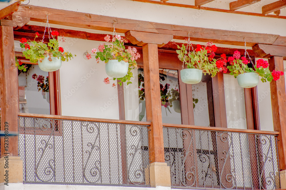 Balcones de la arquitectura colonia colombiana Stock Photo | Adobe Stock