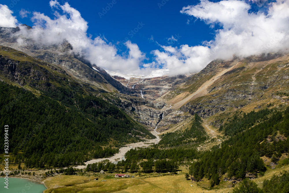The Valnontey and the glacial amphitheater placed at the top of the ...