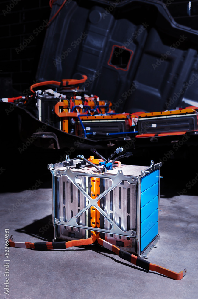 Electric car lithium power cell with power connections in front of ...