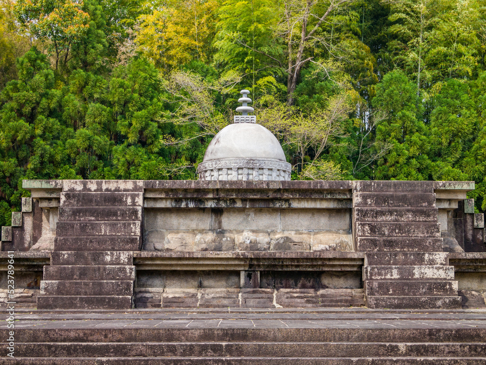 Kaidan (Buddhist ordination platform) at the Toshodai-ji Temple in Nara ...