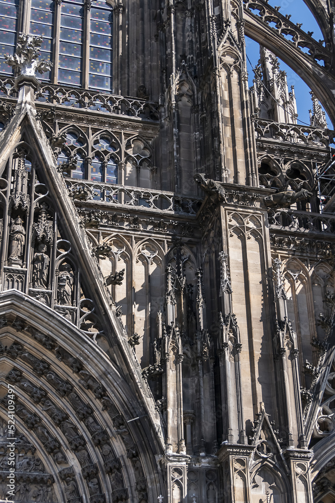 Details of Cologne cathedral (Cathedral Church of Saint Peter, from ...