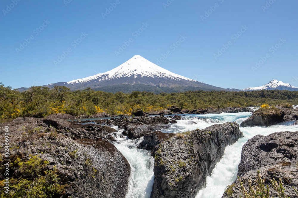 Volcán osorno y sus rios Sur de chile Stock Photo | Adobe Stock