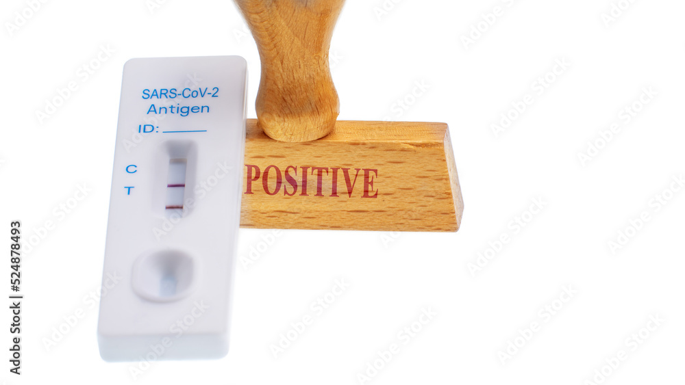 Positives Corona-Testergebnis. Corona Antigen Schnelltest. Antigen ...