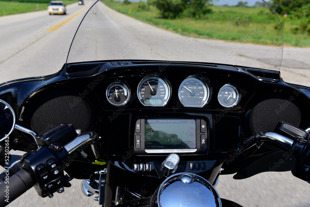 Dashboard of harley style motorcycle traversing route 66 from chicago ...