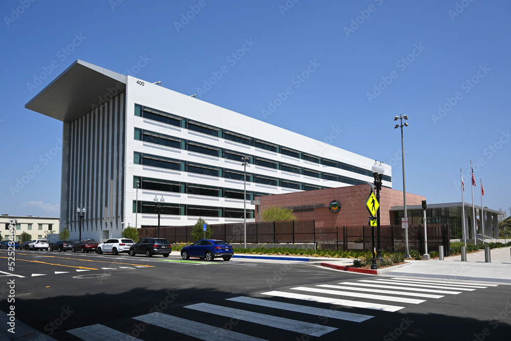 Foto de SANTA ANA, CALIFORNIA - 22 AUG 2022: The Orange County Hall of ...