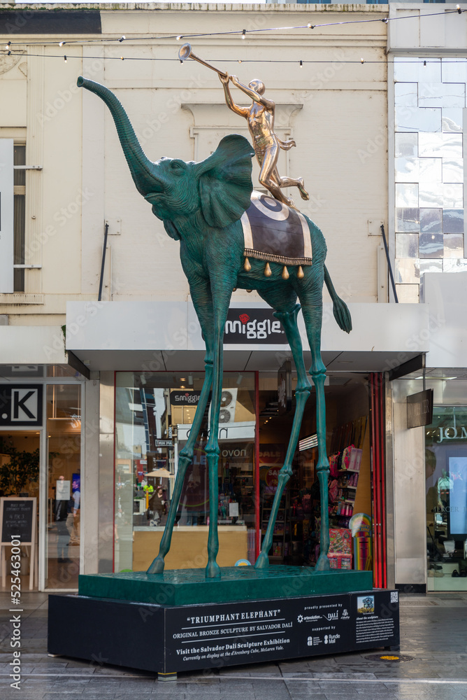 Triumphant Elephant, Original Bronze Sculpture by Salvador Dali at the ...