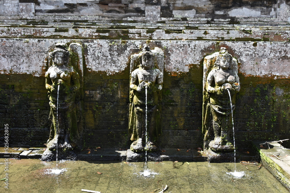 Fountain Statues of Three Women Pouring Water into Reflecting Pool at ...