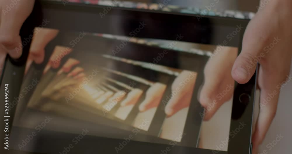 Infinity effect in the mirror and camera. The hand moves the screen of ...