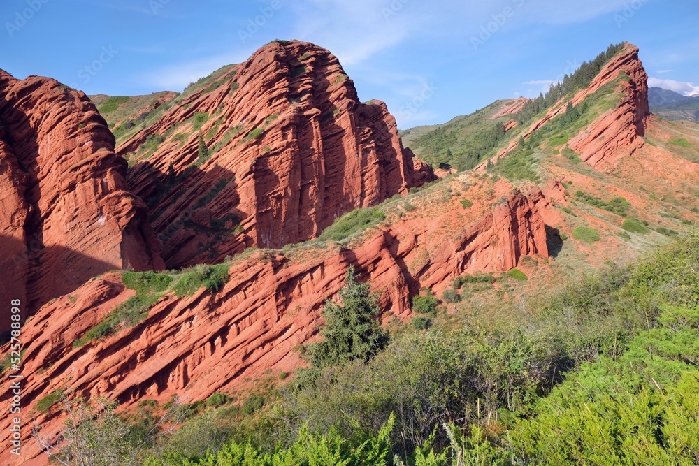 Jeti-Öguz Rocks In Kyrgyzstan. Jety-Oguz gorge Canyon, cliffs of seven ...