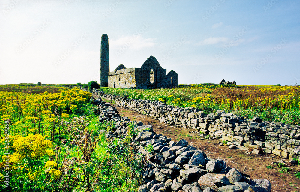Scattery Island, County Clare, Ireland. Celtic Christian Saint Senan's ...
