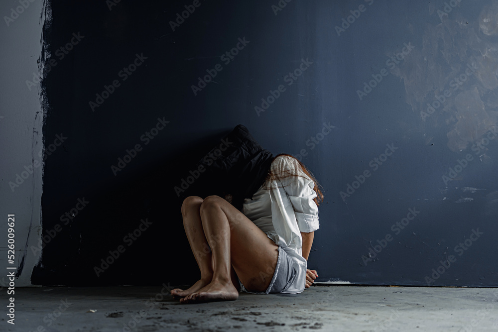 Hostage Woman Modle Was Captured By The Villain Criminal And Villain 5407
