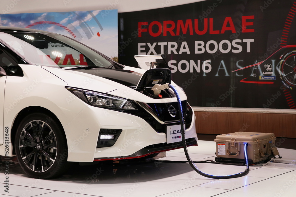 Tokyo Japan November 20 2019 The Front Of A Nissan Leaf Connected