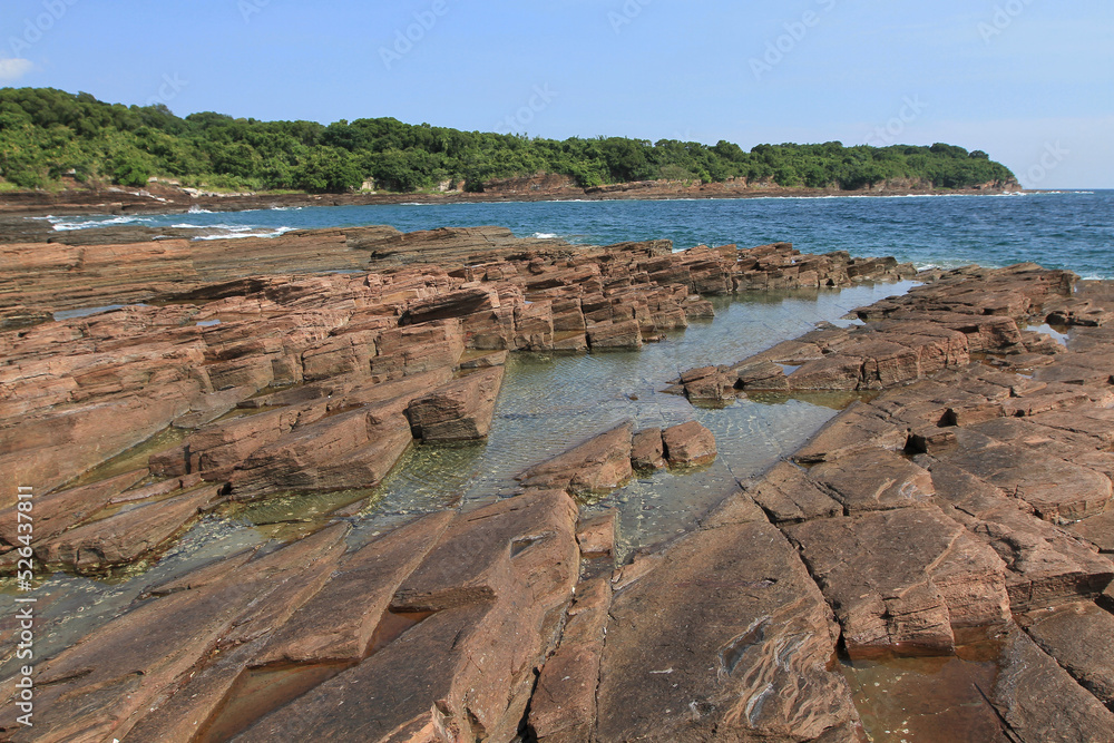 the landscape of the Tung Ping Chau Island Coast 13 Spt 2011 | Uwalls.co.uk