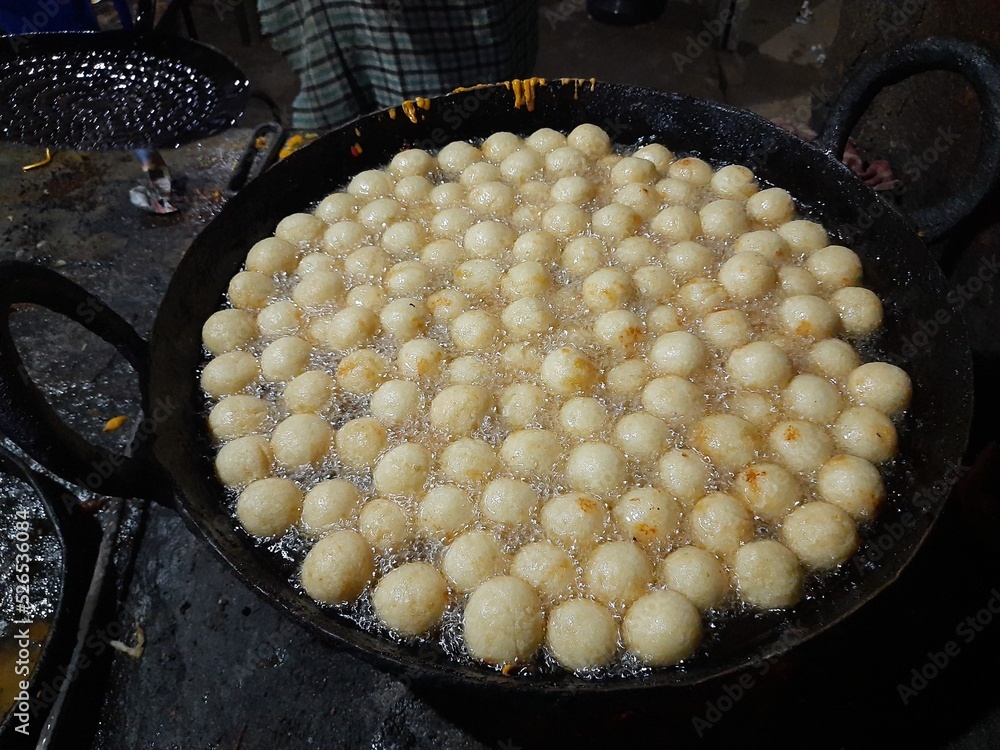 Crisp puffed puri for pani puri. Its made using fine sooji and wheat ...