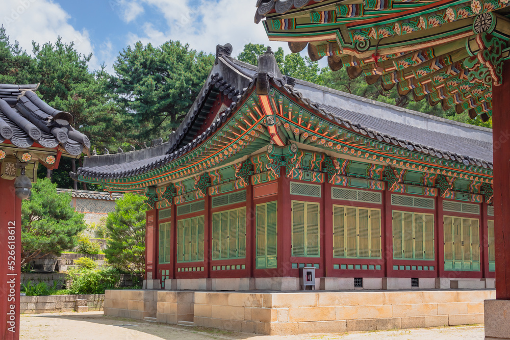 Colorful Korean painted wood building architecture at the Changdeokgung ...