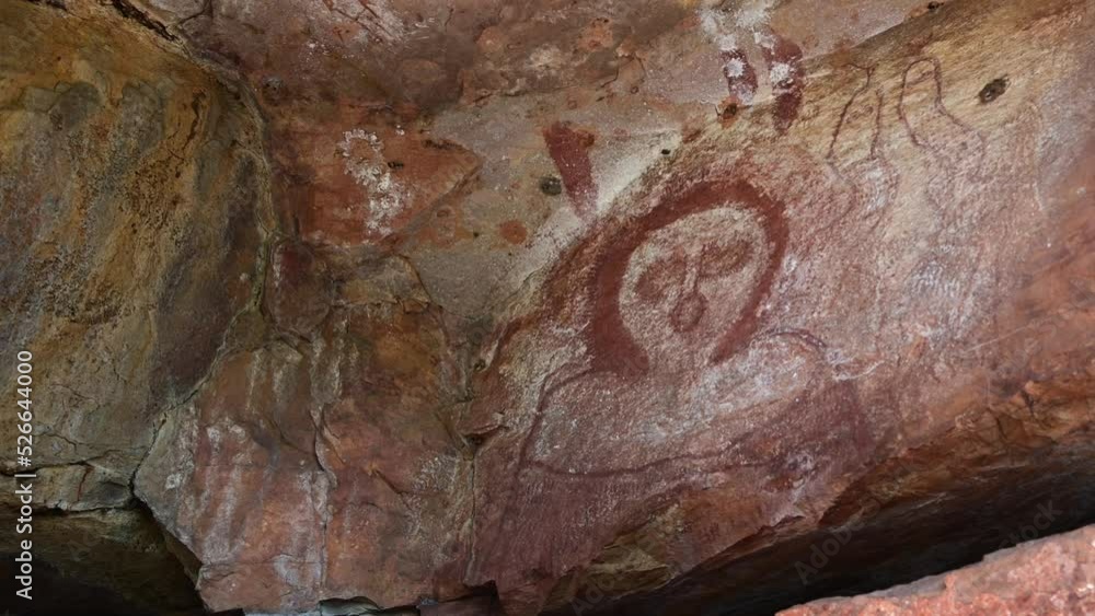 Wandjina dreamtime images a cloud and rain spirits from Australian ...