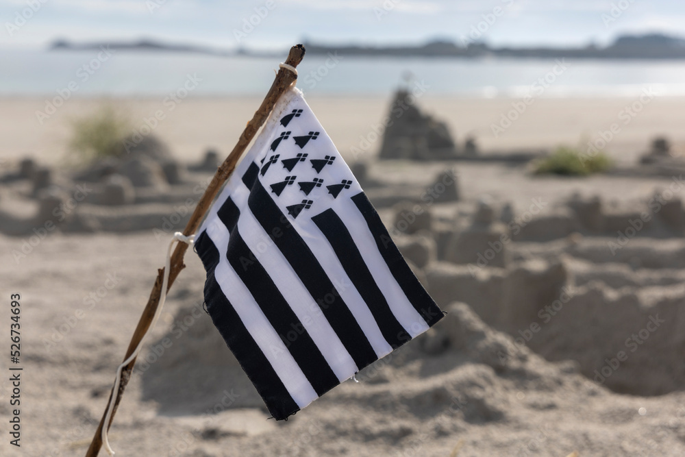 drapeau breton, symbole de la bretagne Stock Photo | Adobe Stock