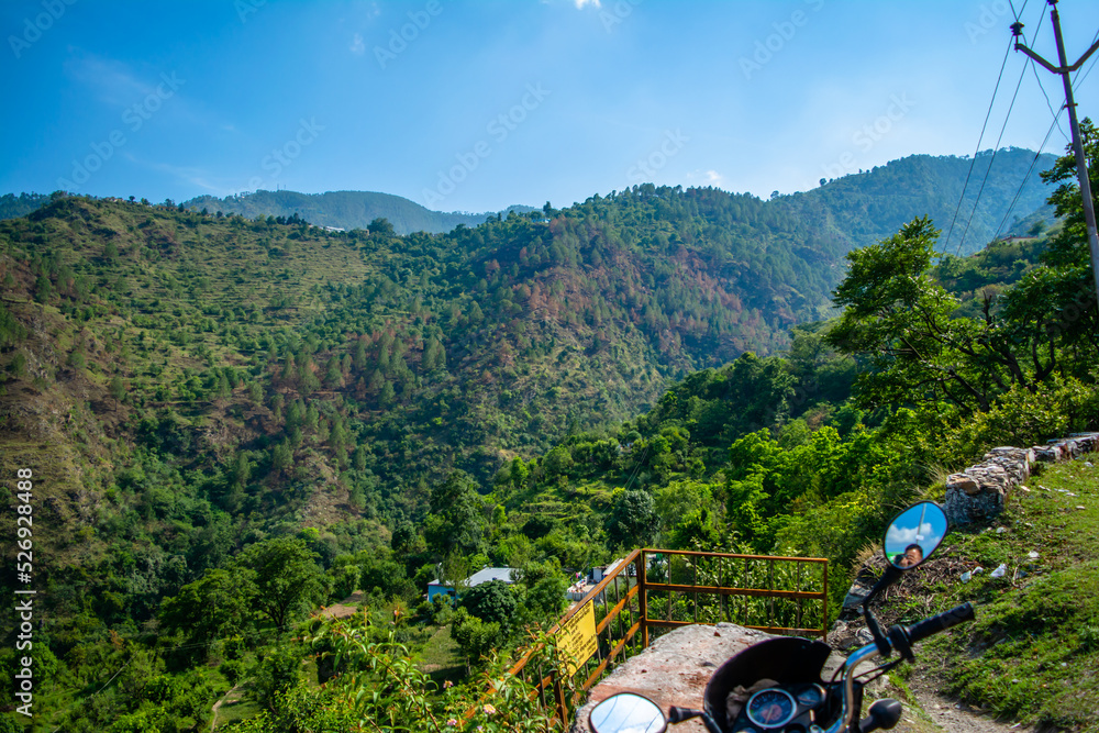 Tehri lake surrounded by mountains in Uttarakhand, india, Tehri Lake is ...