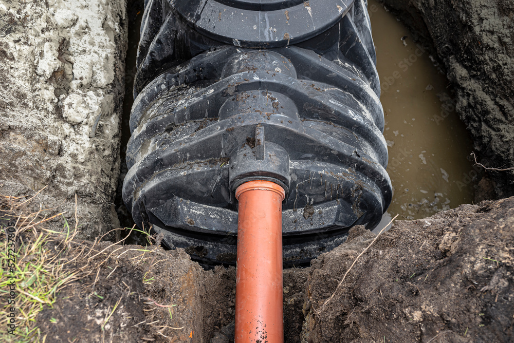 A sewer pipe with a diameter of 160 mm enters the septic tank tank ...