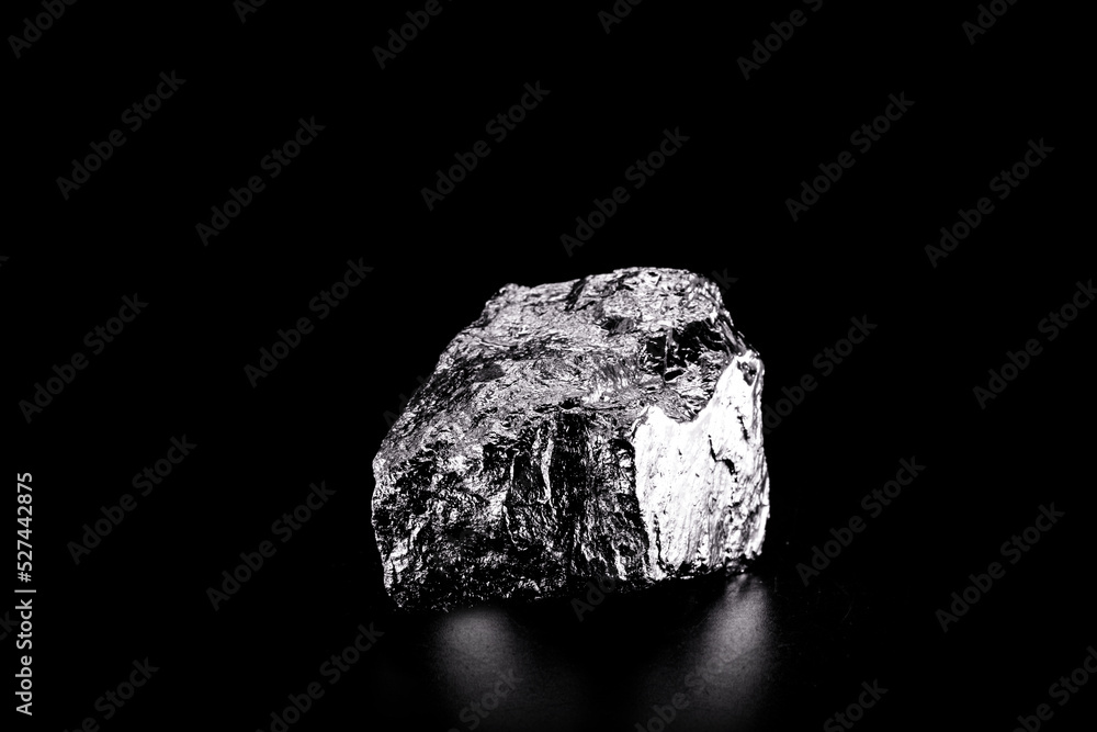 aluminum nugget, ore used in the industry as a structural material in ...