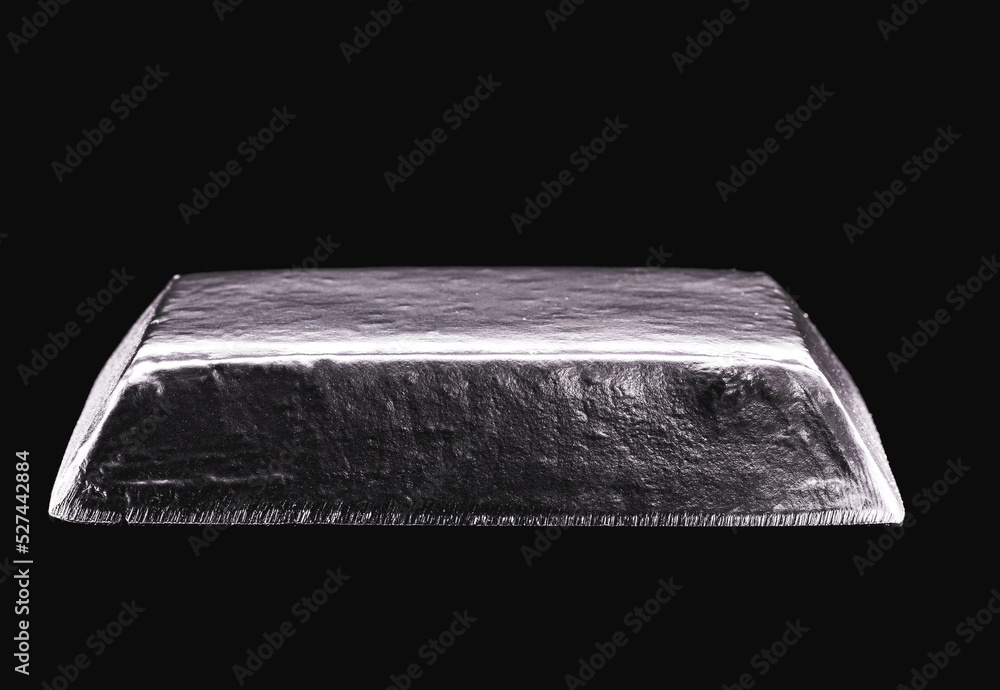 aluminum nugget, ore used in the industry as a structural material in ...