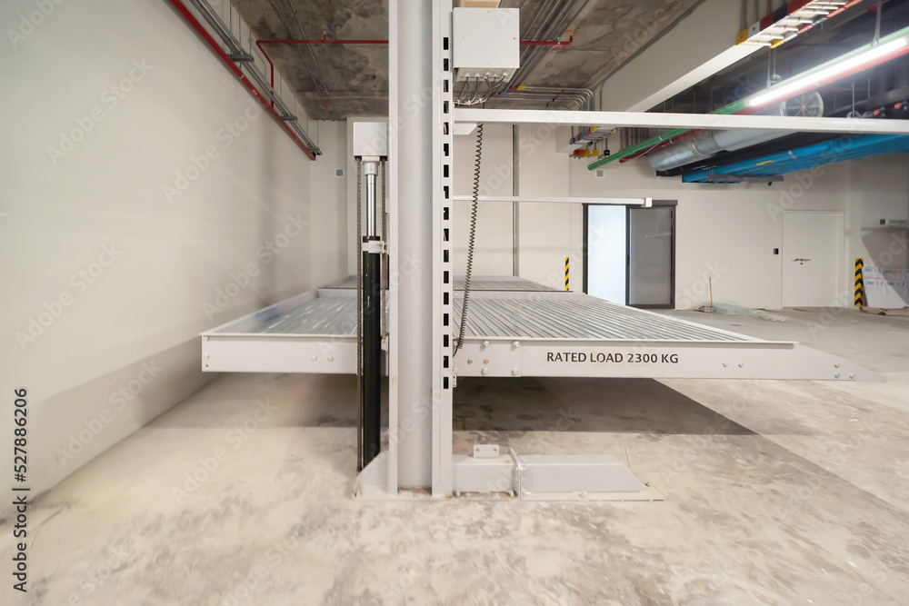 Automatic row of cars of lift or elevator parking system, mechanical ...