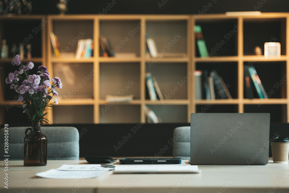 startup company desk, empty office, office room in marketing worker's ...