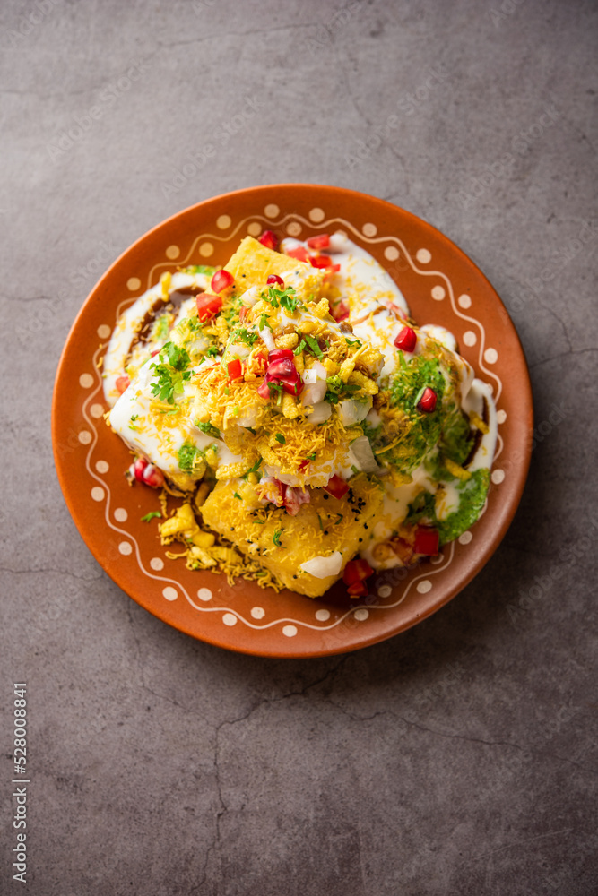 Khaman Dhokla chaat is a very simple and refreshing fusion chaat recipe ...